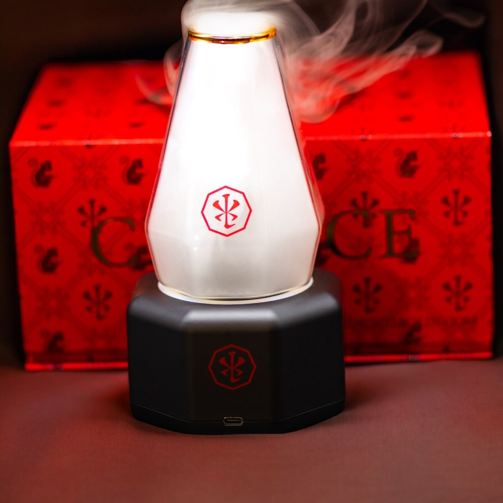 MADE IN XIAOLIN - XIAOLIN CHALICE- RIG/BONG